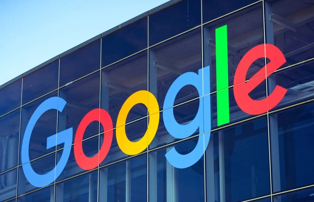 EXCLUSIVE: As digital news traffic plummets across industry, editors ...